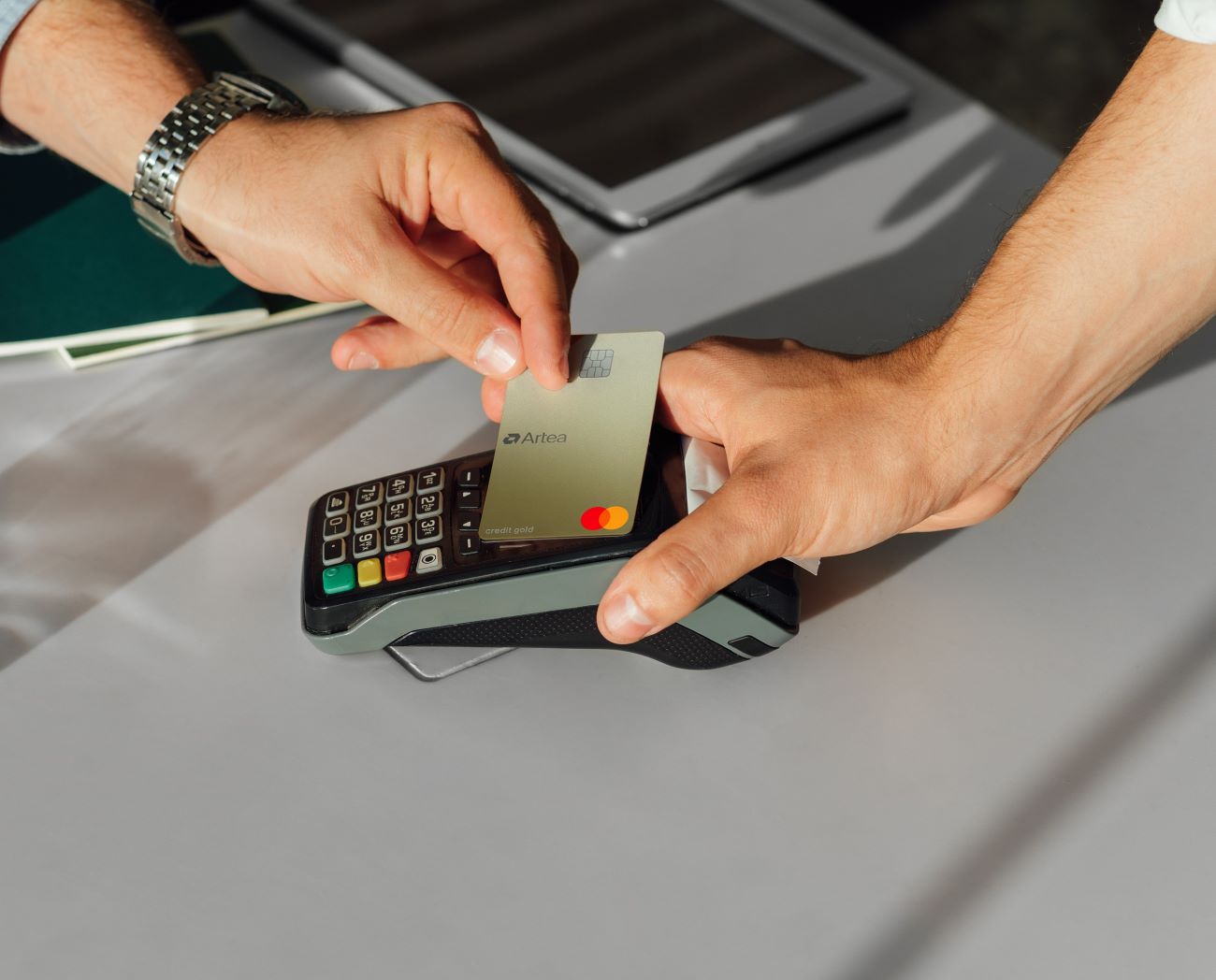 Bekontaktė Mastercard Gold kredito kortelė | Artea